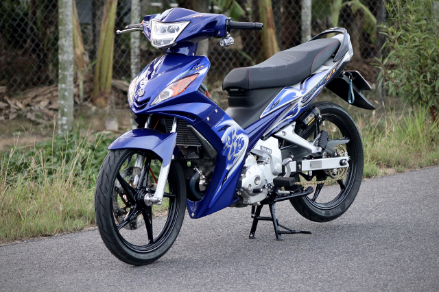 Ex 135 độ bộ lốc nồi ĐỘC CHIÊU ẩn chứa công nghệ của Yamaha R15 | 2banh.vn