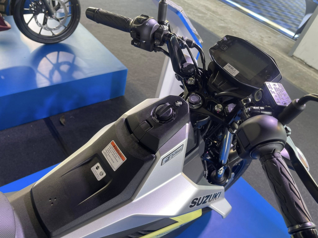 Cận cảnh từng chi tiết của Suzuki Raider R150 Pro vừa 'lên kệ' với giá ...