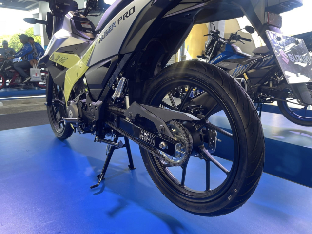 Cận cảnh từng chi tiết của Suzuki Raider R150 Pro vừa 'lên kệ' với giá ...