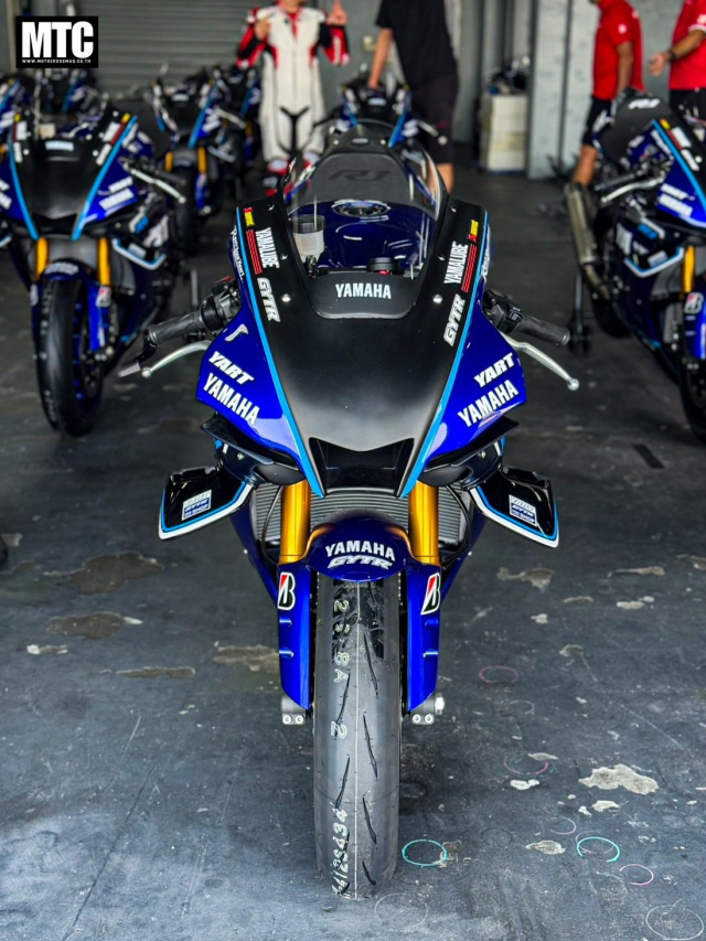 Yamaha R1 YART 2026: Quái vật Race Spec bay sang Thái – Anh em chỉ biết ...