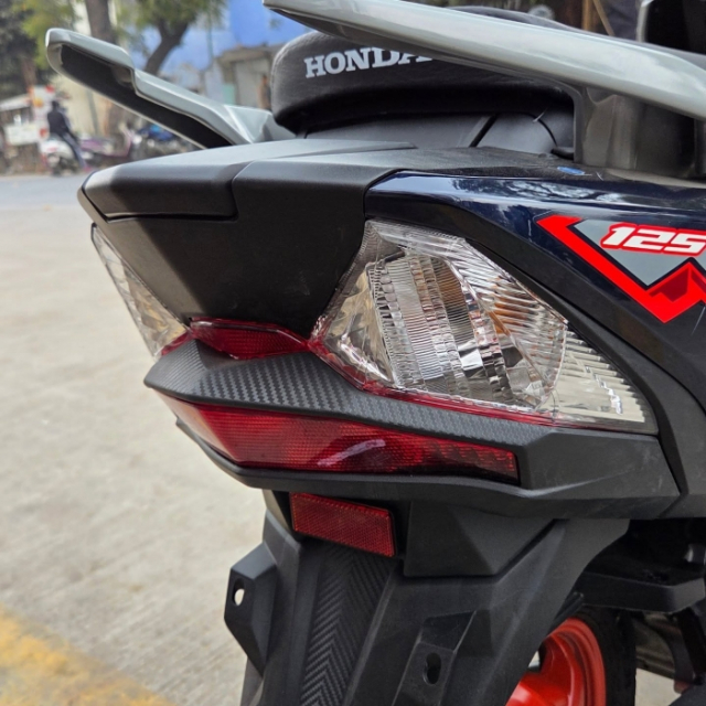 Hình ảnh thực tế của Honda Dio 125 X Edition: Màn hình TFT, USB-C và ...