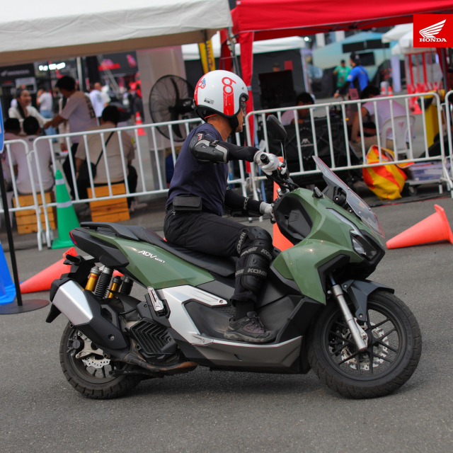 Honda sắp sửa ra mắt phiên bản ADV160 Smart Tourer Edition tại sự kiện ...